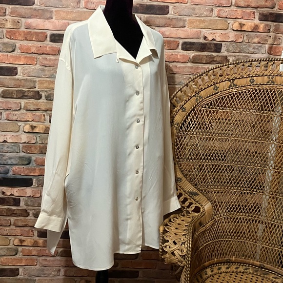 Silhouette | Tops | Silhouettes Cream Silk Blouse | Poshmark